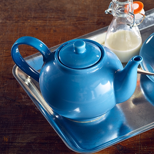 Genware Blue Porcelain Teapot 45cl 15.75oz