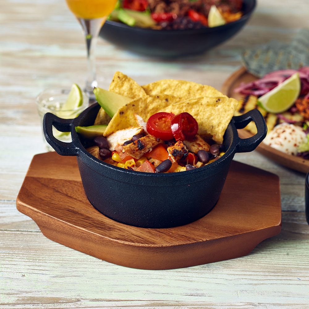 Cast Iron Casserole Dish 13.5 x 6.6cm. 23.25oz